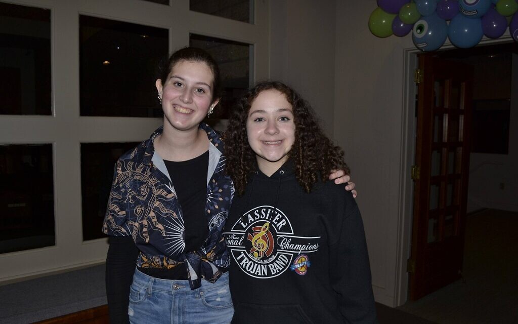 Temple Teens Raise $8,500 to Support Camp & Tutoring - Atlanta Jewish Times