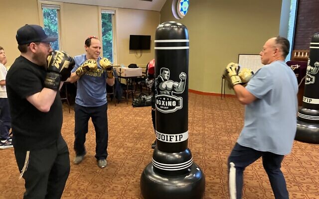 The Torah Center Introduces Boxing for the Spirit - Atlanta Jewish Times