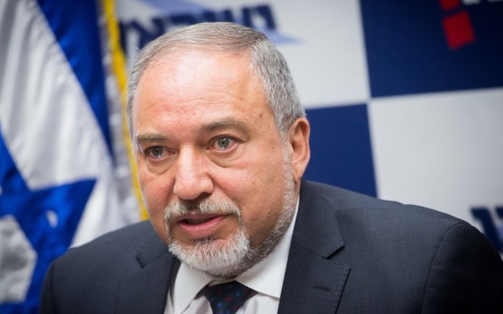 Liberman rend hommage aux implantations mais rejette les avant-postes ...