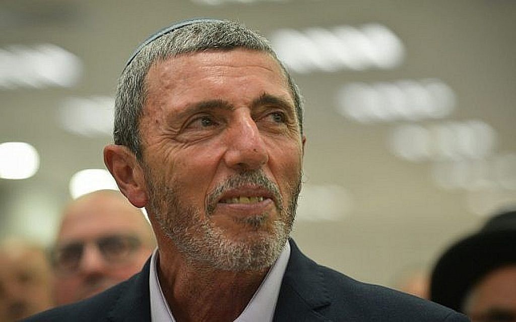 Rafi Peretz veut que l'Etat s'occupe des migrants, - furie d'Otzma ...