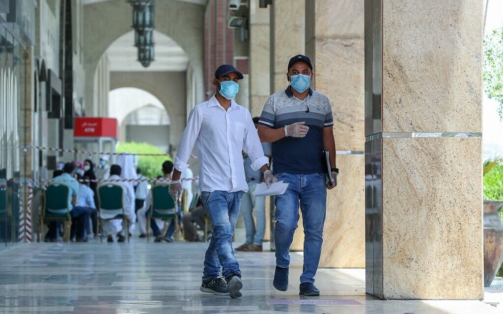 Virus au Qatar : jusqu'à 3 ans de prison pour non-port du masque - The ...