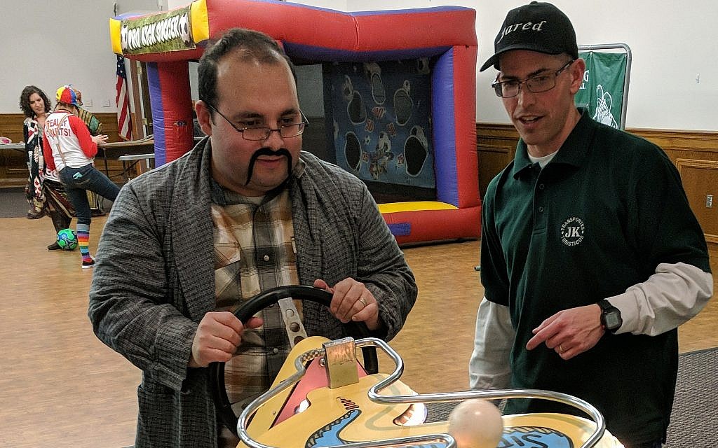 Adult Purim Carnival at Temple Sinai | The Pittsburgh Jewish Chronicle