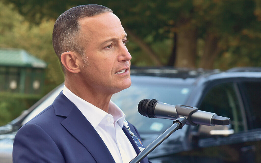 Warren Geller and Englewood Health to be honored at Closter shul gala ...