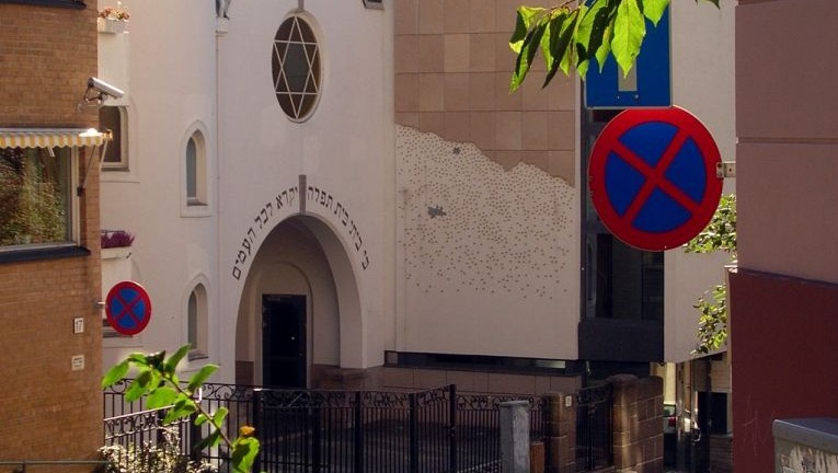 Street beside Oslo synagogue blocked over security fears | The Times of ...