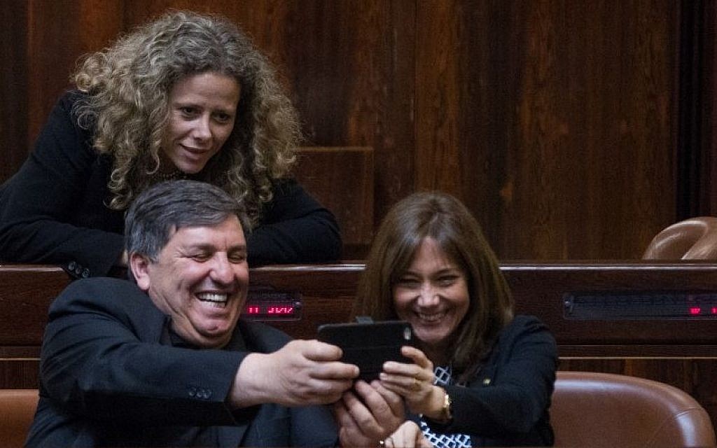 Siblings, lawyers, activists and a 'Godfather': New Knesset lawmakers ...
