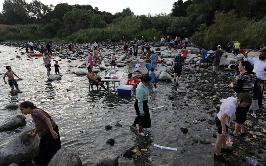 275 tons of Passover trash at Kinneret | The Times of Israel