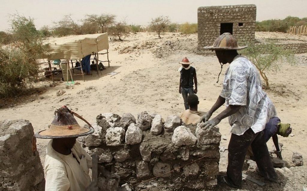 Timbuktu rebuilds mausoleums destroyed by Islamists | The Times of Israel