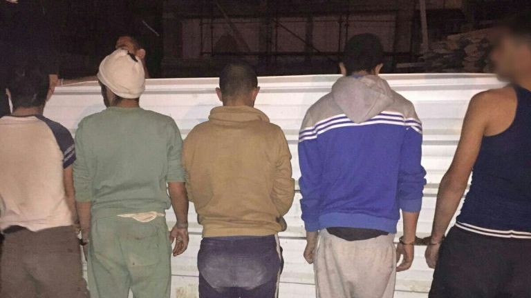 Cops arrest 500 unauthorized Palestinian workers in southern Israel ...