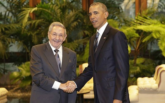 Obama, Castro come face to face in historic Havana talks | The Times of ...