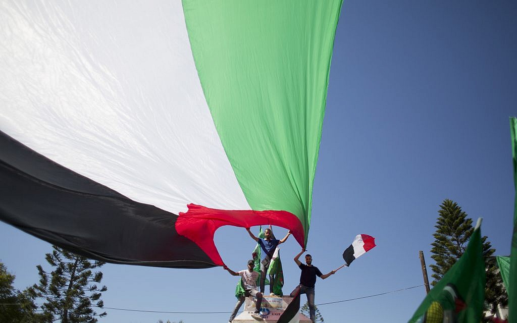 Gaza handover delay raises fresh doubts over Palestinian unity deal ...