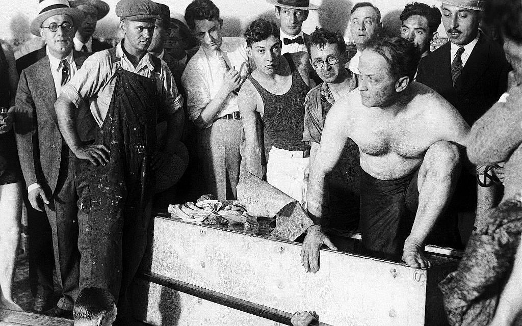 How Harry Houdini stayed chained to his roots as a rabbi's son | The ...
