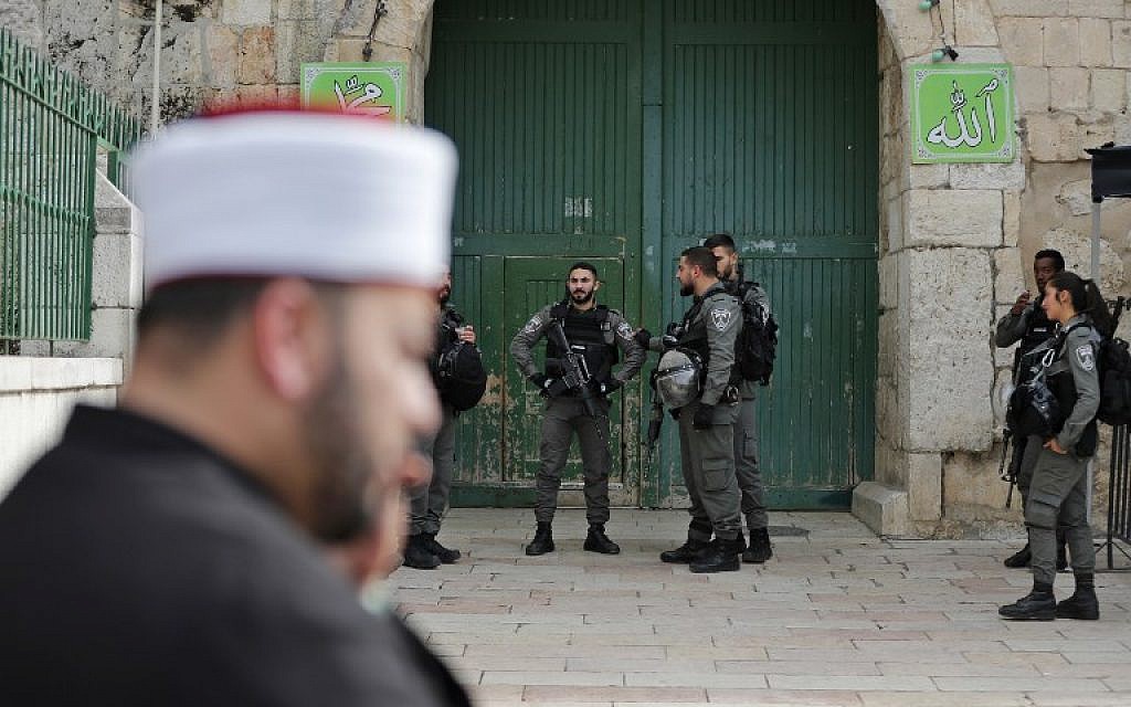Temple Mount shuttered after firebomb thrown at police post | The Times ...