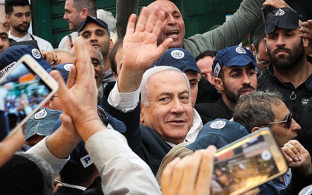 Woman throws tomato at Netanyahu during campaign stop at Tel Aviv ...