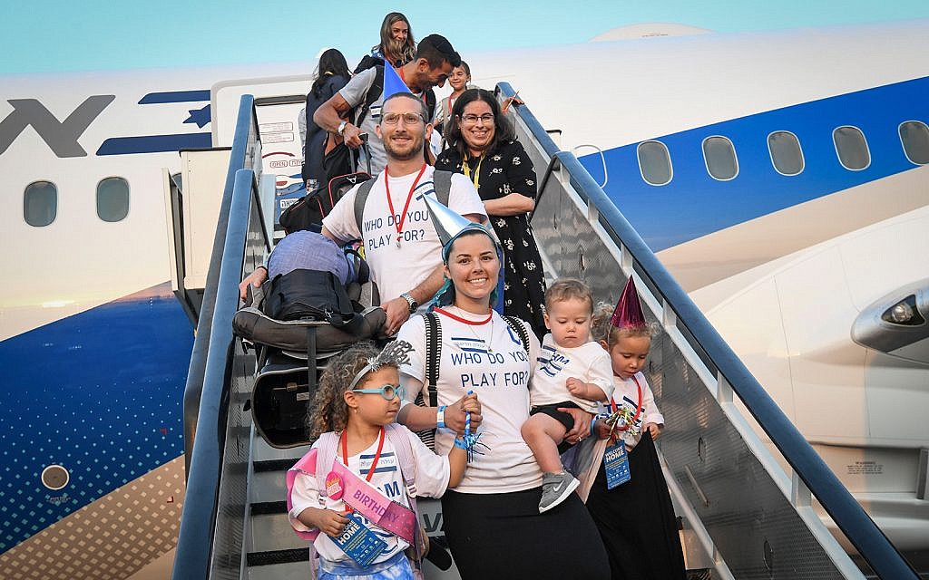 Immigration to Israel surging, asylum seekers no longer arriving ...