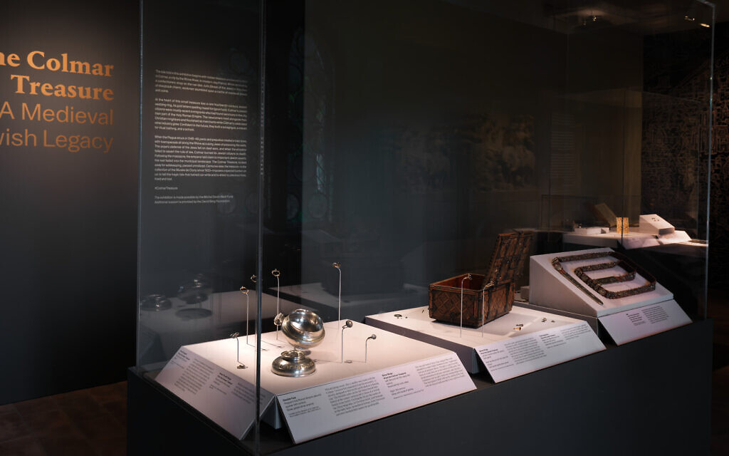 Medieval jewels hidden by Jews during Black Death on show at NY Met ...