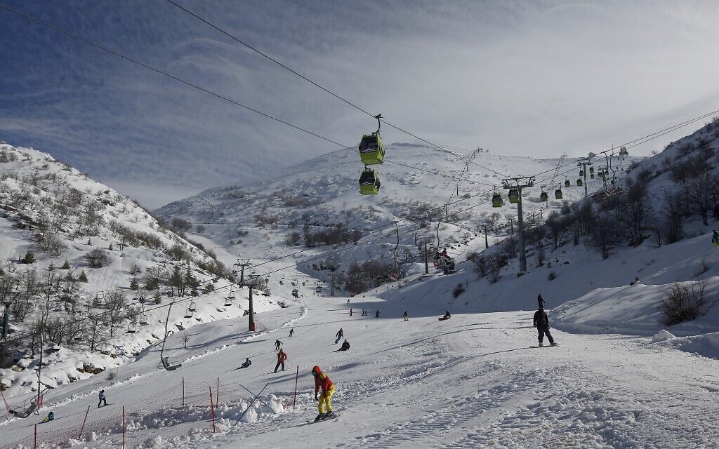 Snow-blanketed Mount Hermon draws winter tourists | The Times of Israel
