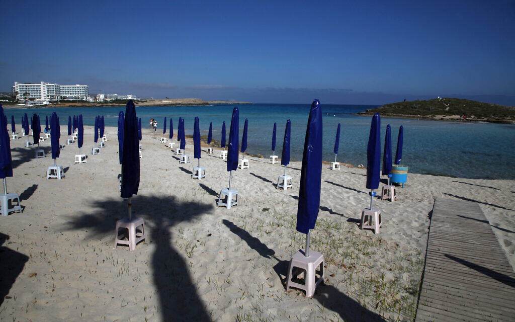 Israelis among first to be allowed in as Cyprus announces resumption of ...