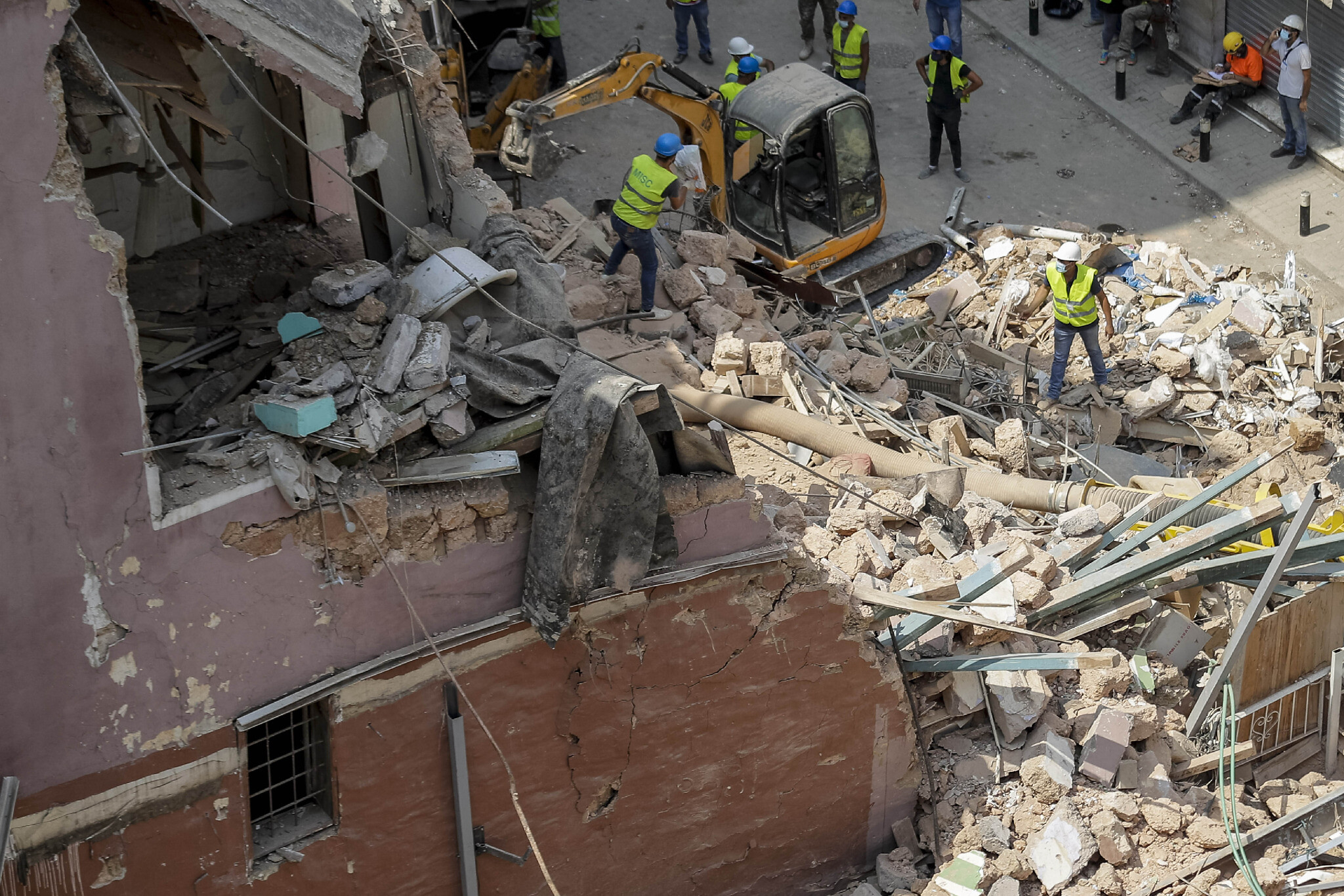After possible pulse detected in Beirut rubble, official says search ...