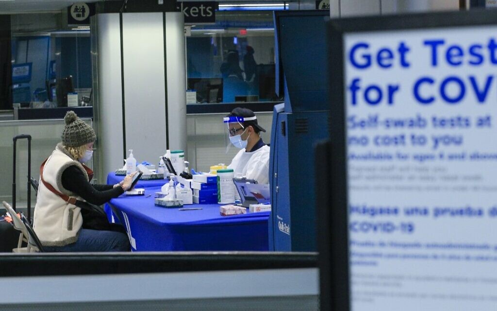 In new record, US logs 230,000 new virus cases, over 2,500 deaths in a ...