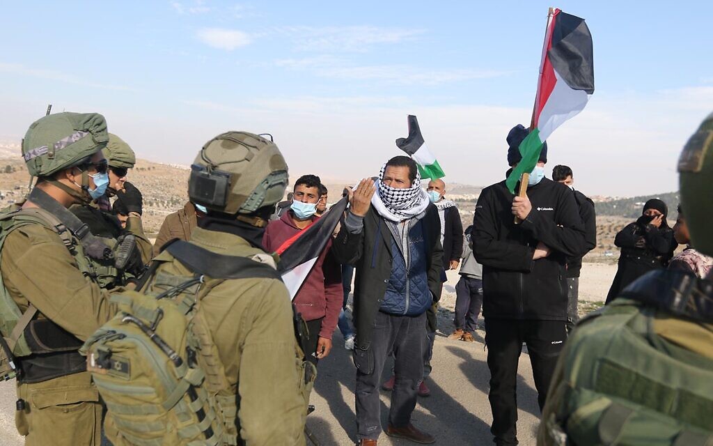Witnesses dispute IDF account after Palestinian shot during West Bank ...