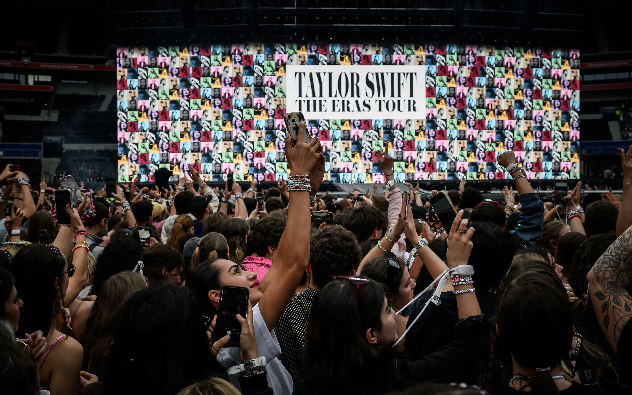 Hebrew edition of kids book 'Who is Taylor Swift?' published in Israel ...