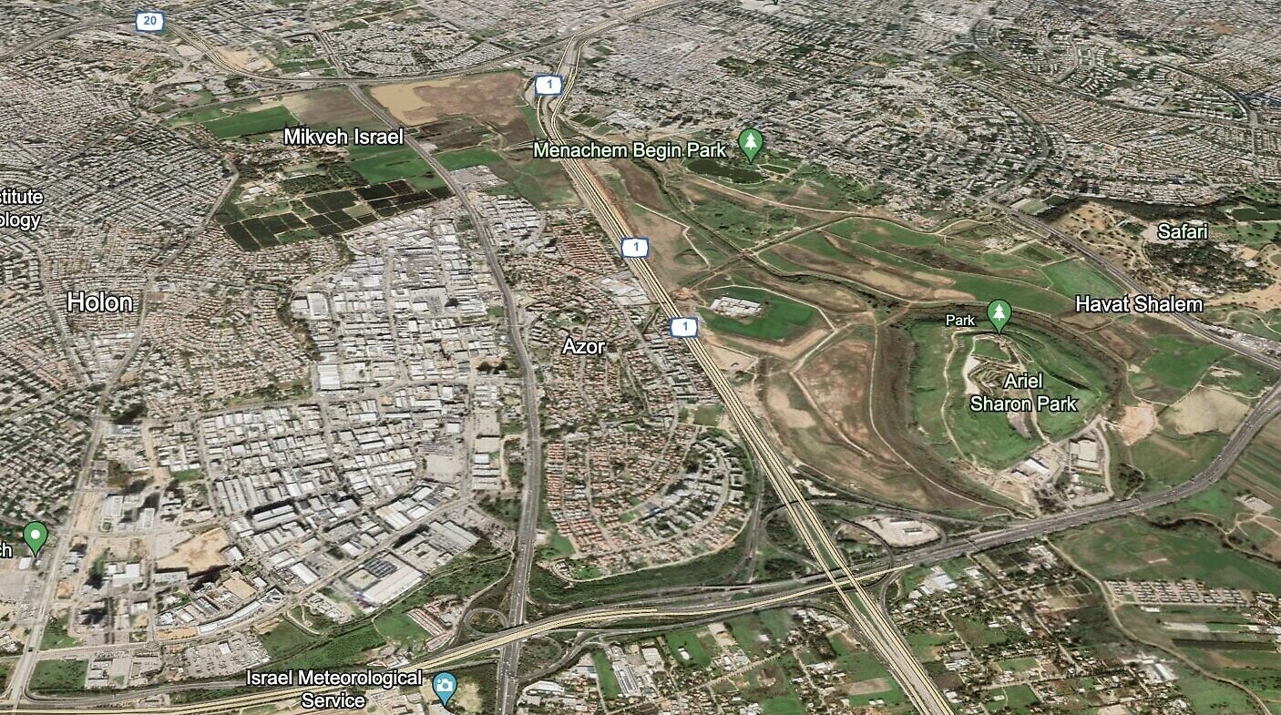 Central Israel residents demand access to massive green space just ...
